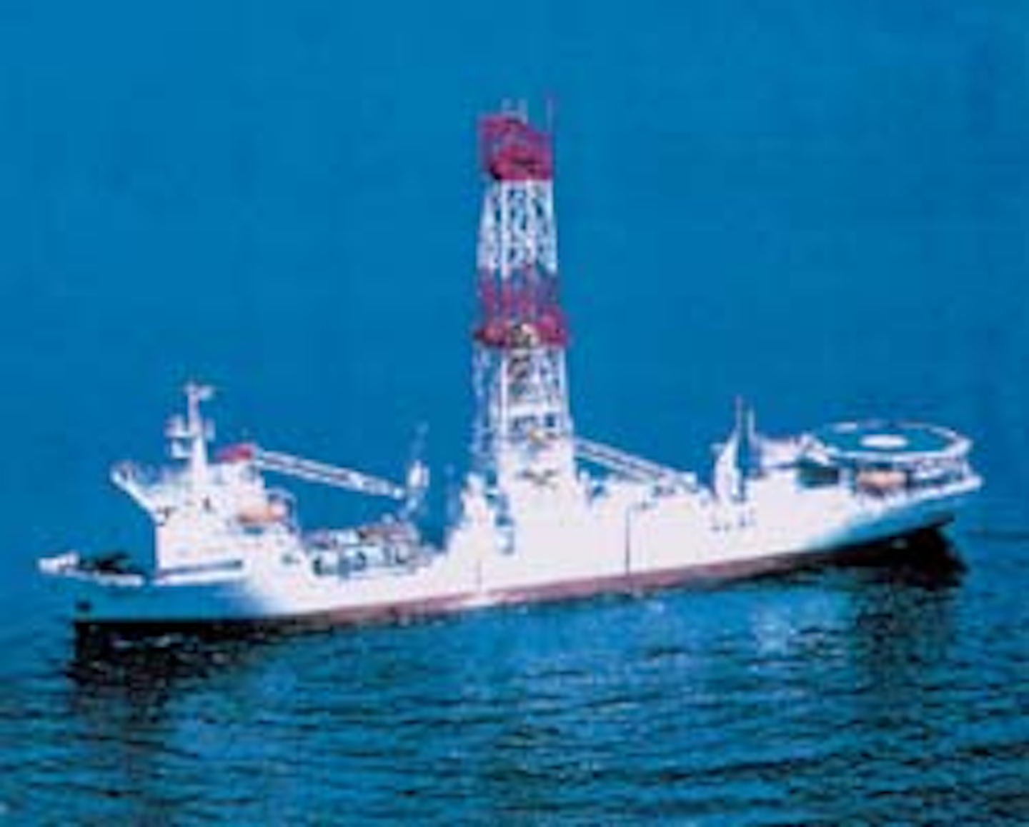 SEABED DREDGING Remotely operated dredger removes muds and cuttings at ...