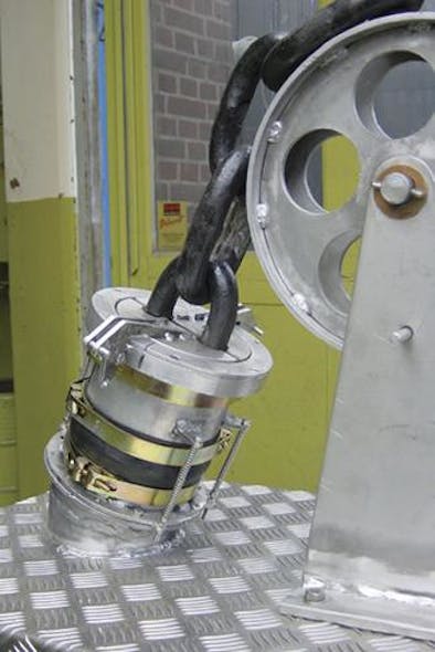 Mooring - Weather-tight chain locker | Offshore