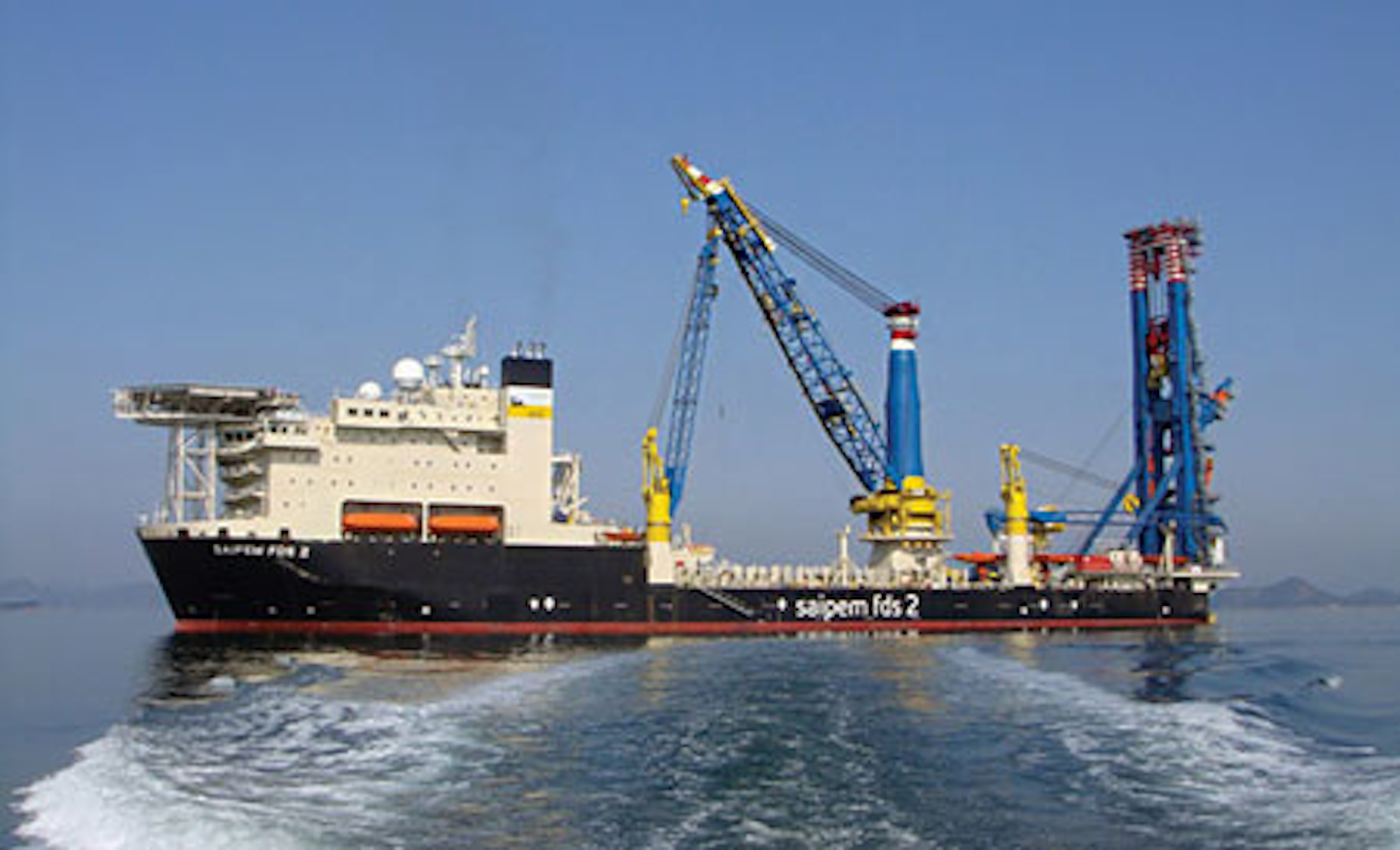 Field development vessel rises to task of challenging deepwater project ...