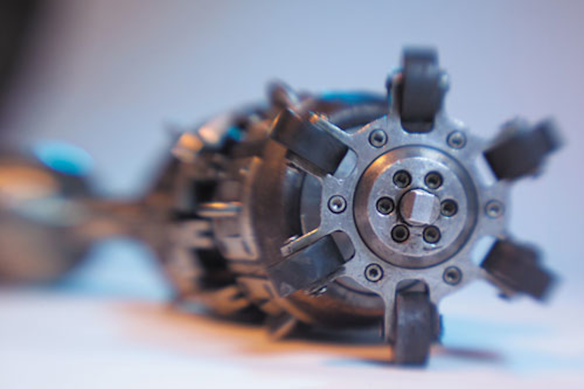 Bidirectional MFL pipeline pigging device debuts on 'unpiggable' riser ...