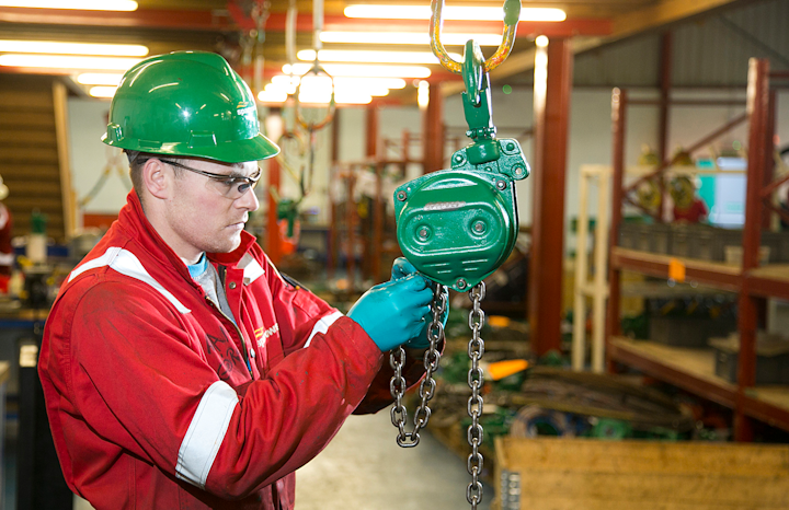 Sparrows opens offshore cranes support workshop in Qatar | Offshore