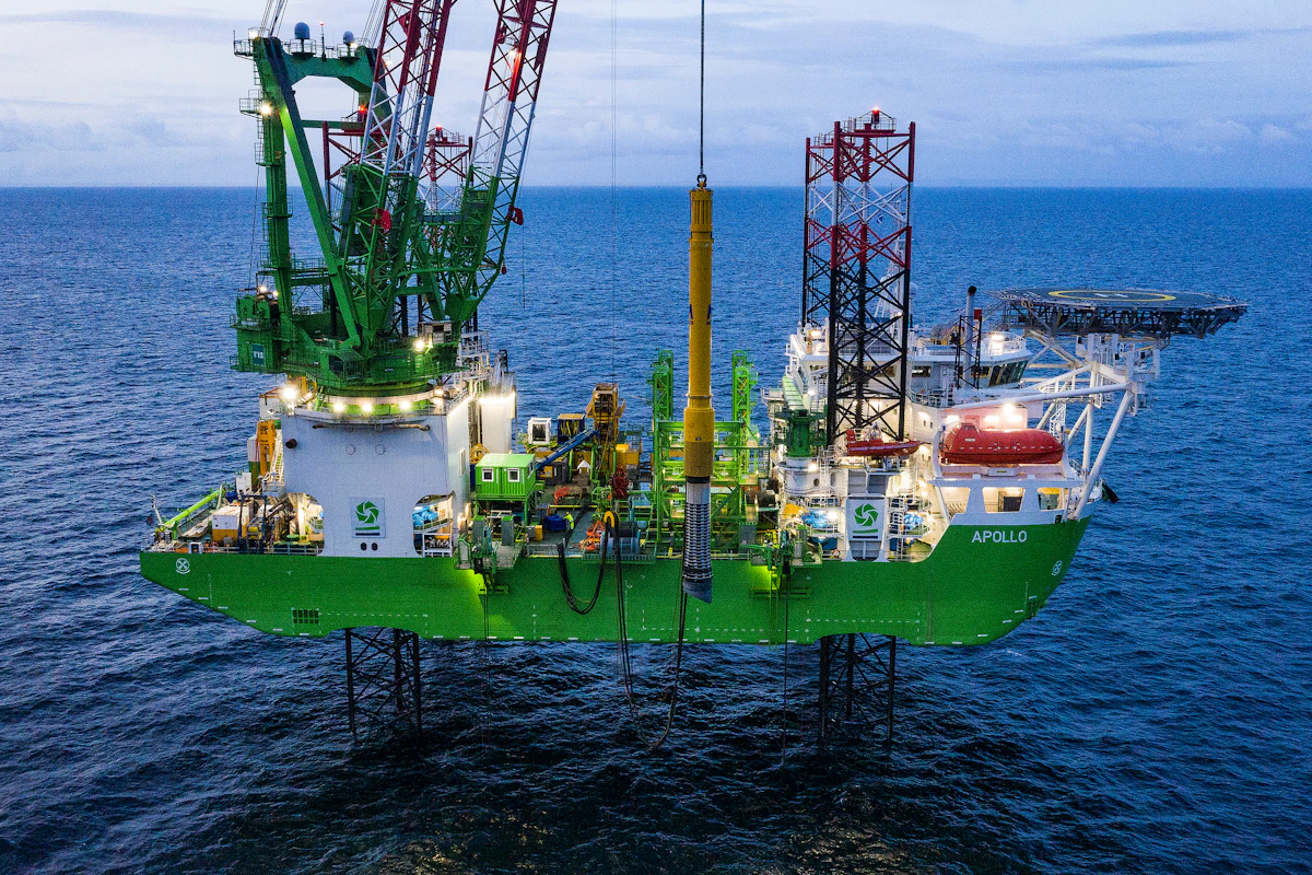 Moray East offshore wind farm piling installation reaches halfway point ...