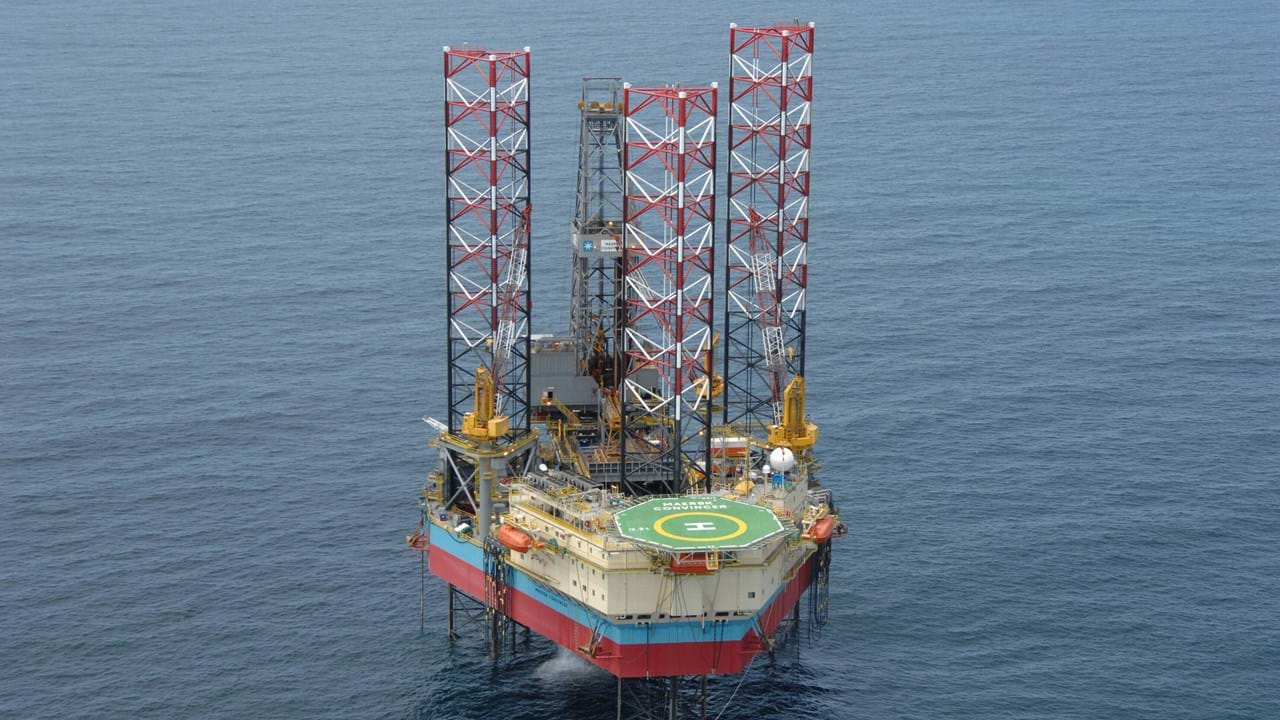Shell prolongs Maersk jackup drilling rig contract offshore Brunei ...