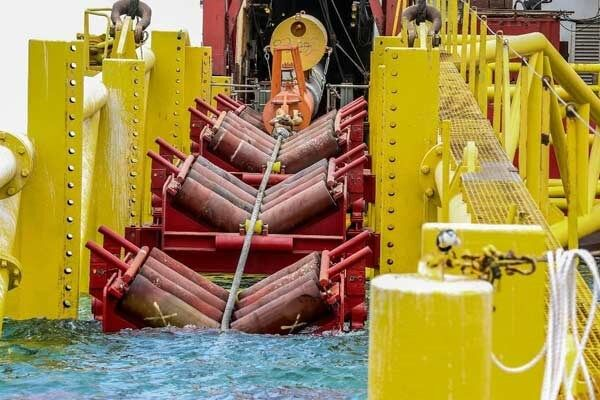 Kish pipeline shore pull completed offshore Iran | Offshore