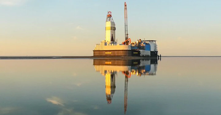 Offshore Germany Mittelplate platform switches to shore power | Offshore