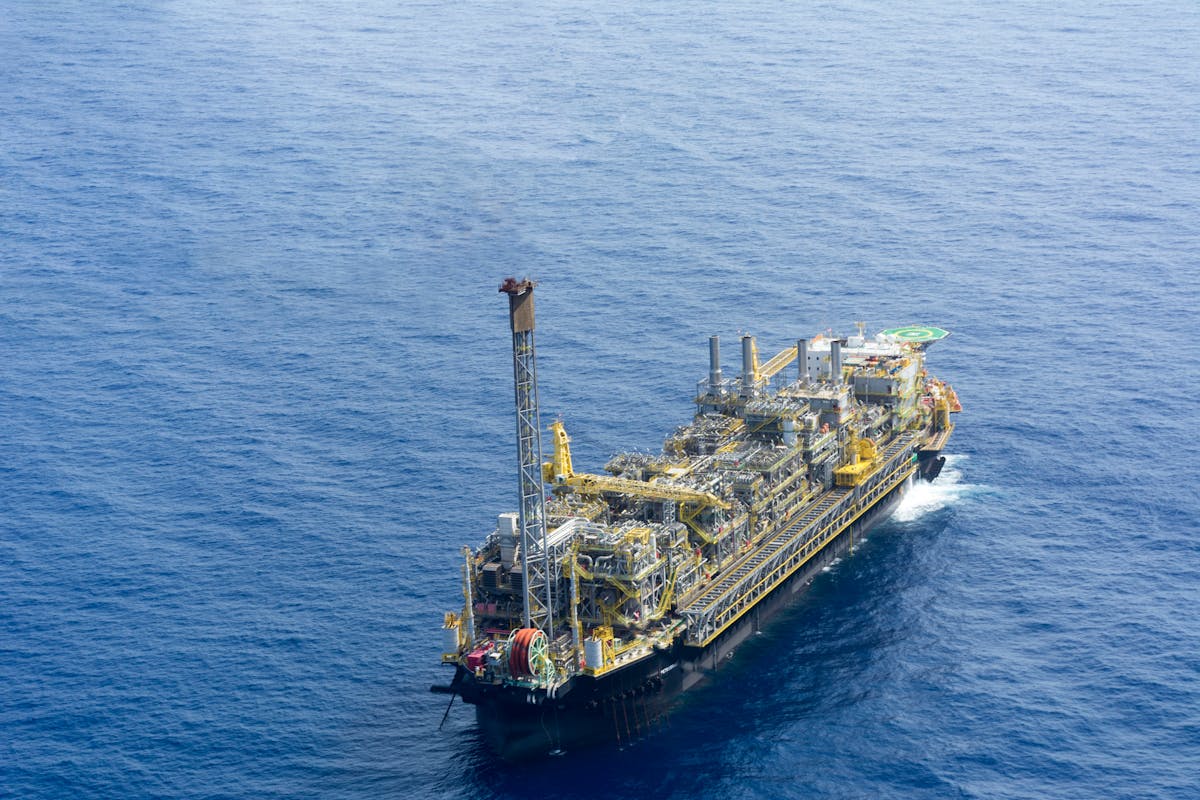 Sépia FPSO approaching Rio de Janeiro | Offshore
