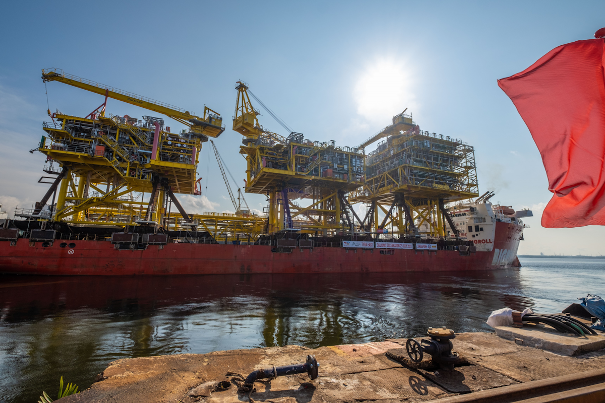 Tyra topsides sailing to the Danish North Sea | Offshore