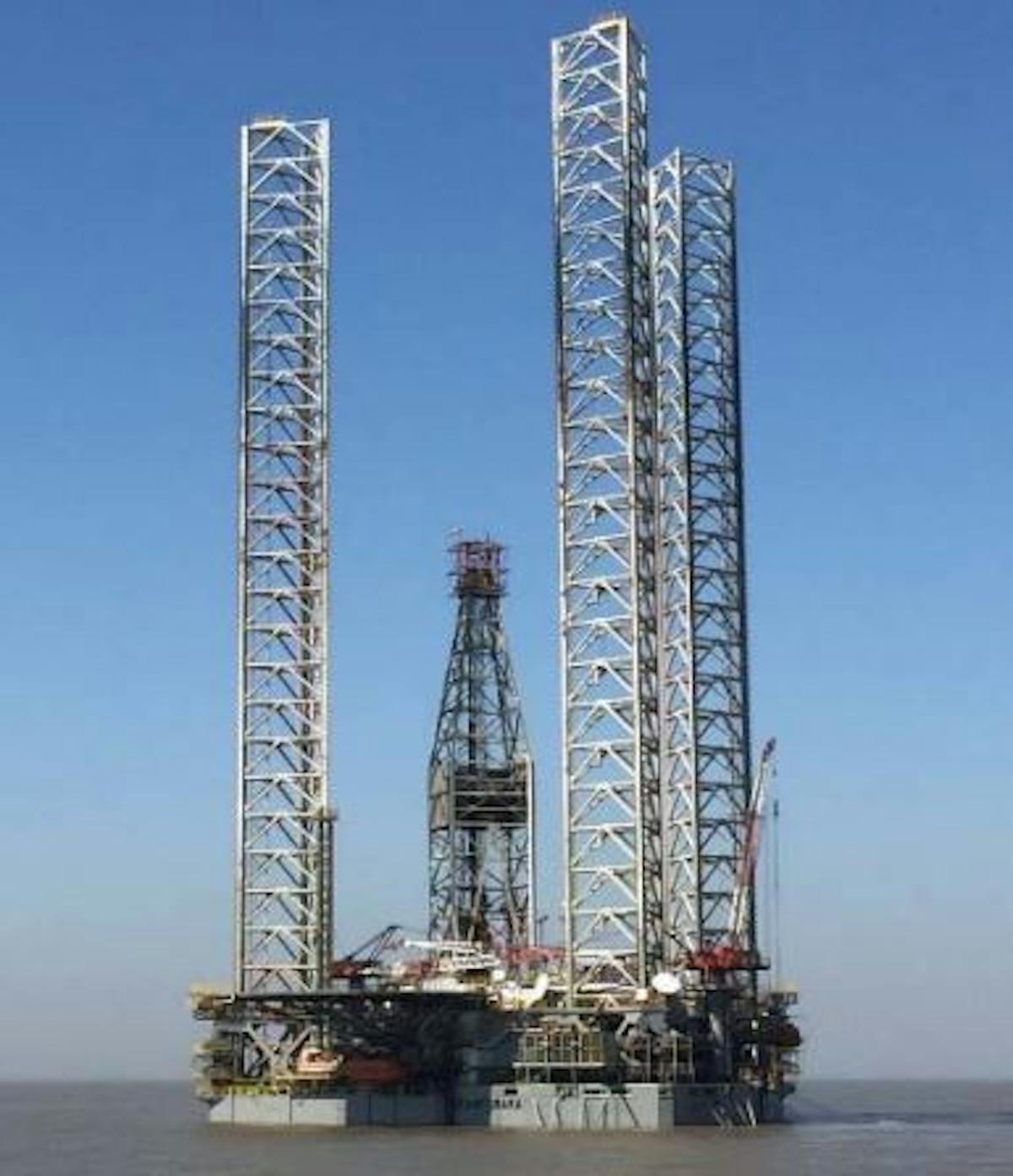ONGC takes Shelf rig for Mumbai High drilling | Offshore