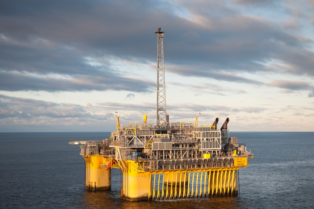 Shell awards North Sea platforms software support contract | Offshore
