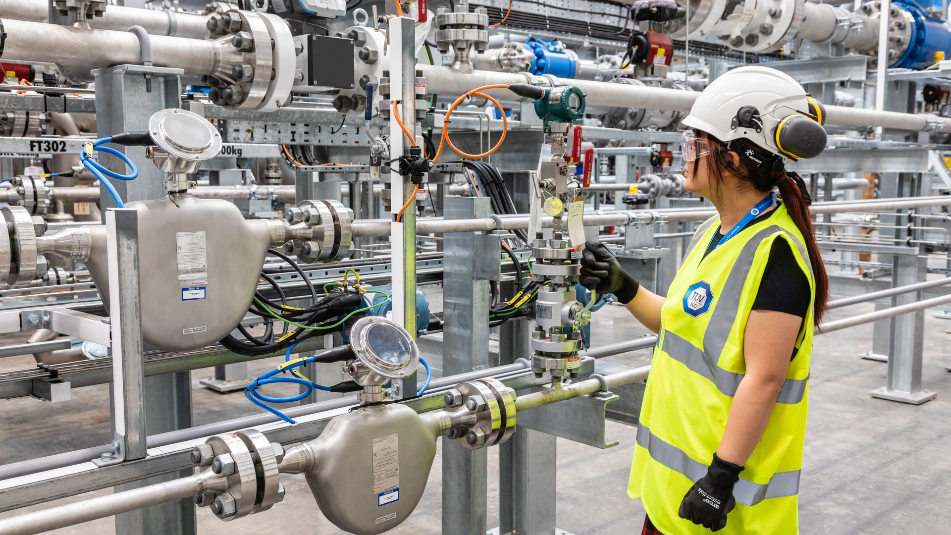 TÜV SÜD assessing progression of Coriolis meters to multiphase flow ...