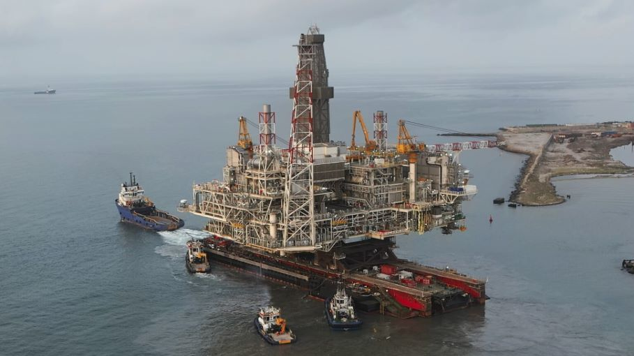 Caspian Sea ACG platform joins billion-barrel club | Offshore
