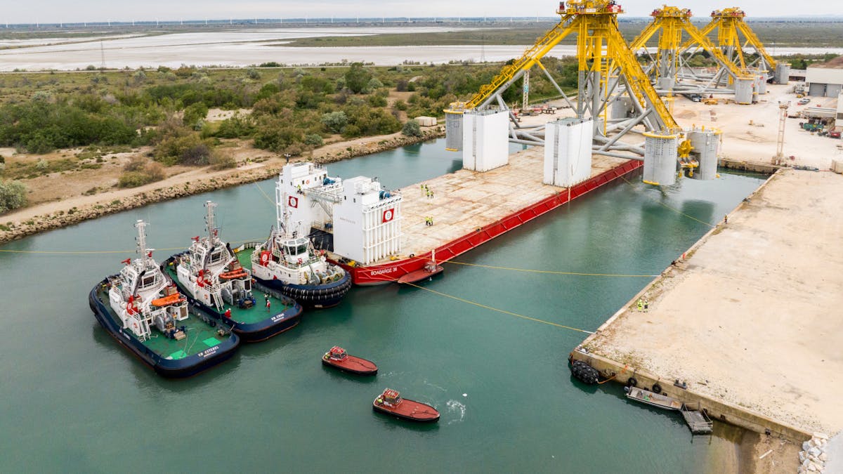Provence Grand Large wind floaters in place offshore southern France ...