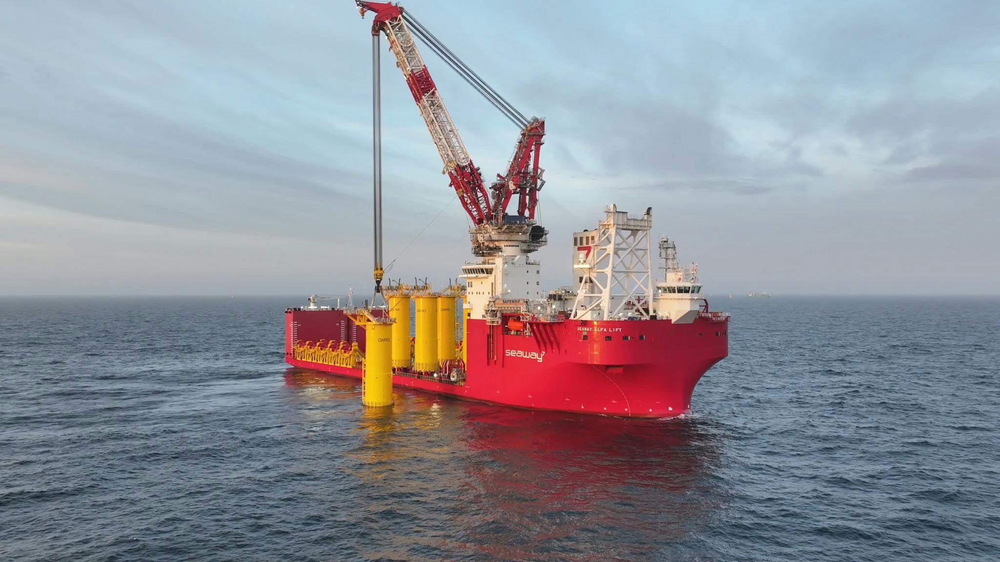 Subsea7 construction vessels active in multiple sectors | Offshore Magazine